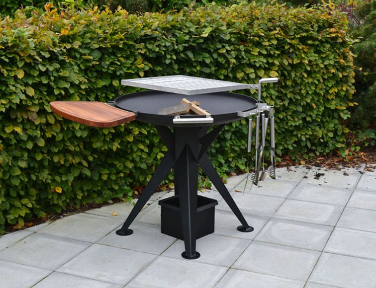 Bålgrill Ø60 cm med 4-kantet grillrist i rustfri stål | BOEL